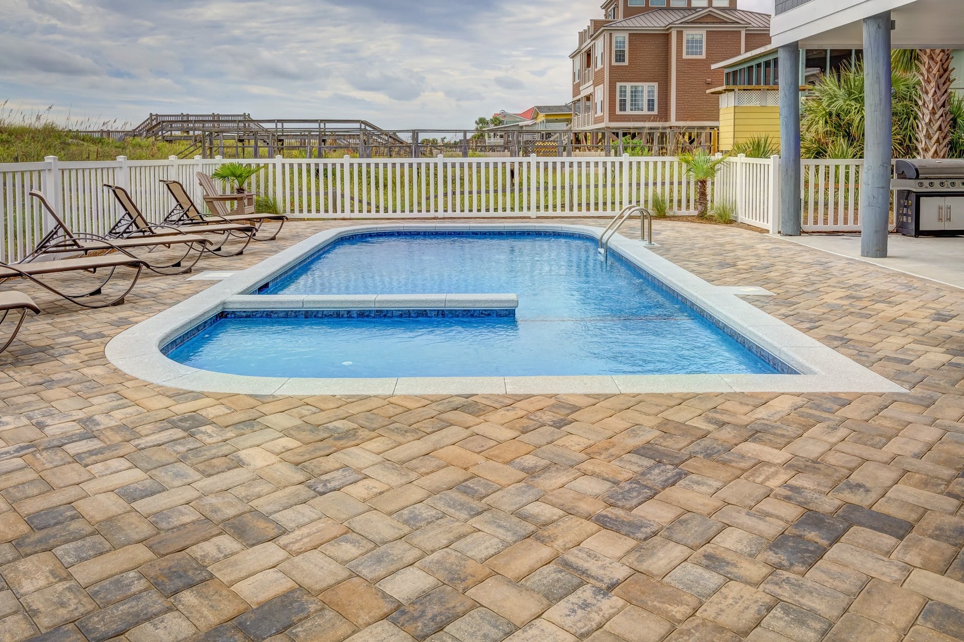Best Types Of Patio Pavers For South Florida s Climate 4 Pavers Tips best-types-of-patio-pavers-for-south-florida-s-climate-4-pavers-tips
